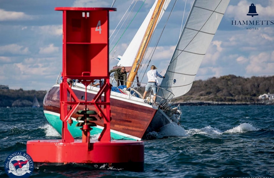 PASSING WIND Yacht For Auction | 62' Vic Carpenter 1992