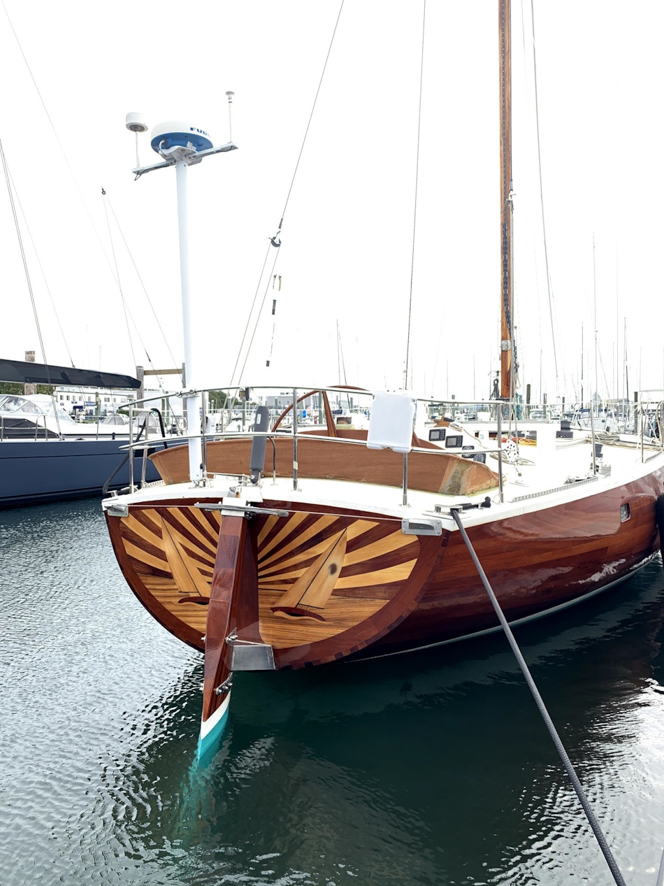 PASSING WIND Yacht For Auction | 62' Vic Carpenter 1992