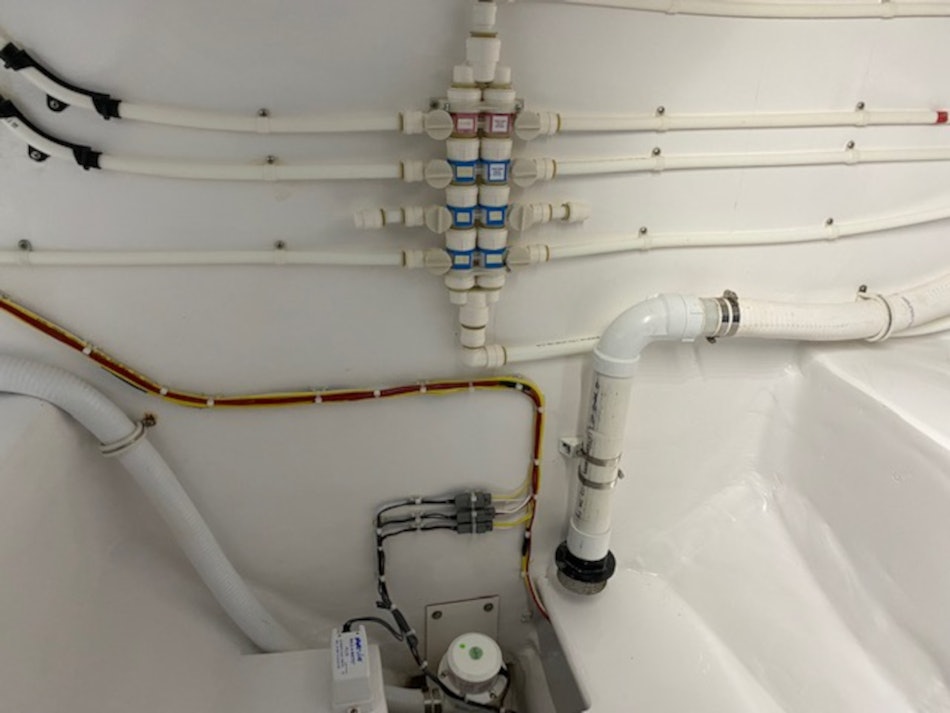 GRANDER AMBITION Yacht For Auction | 82' Viking 2016